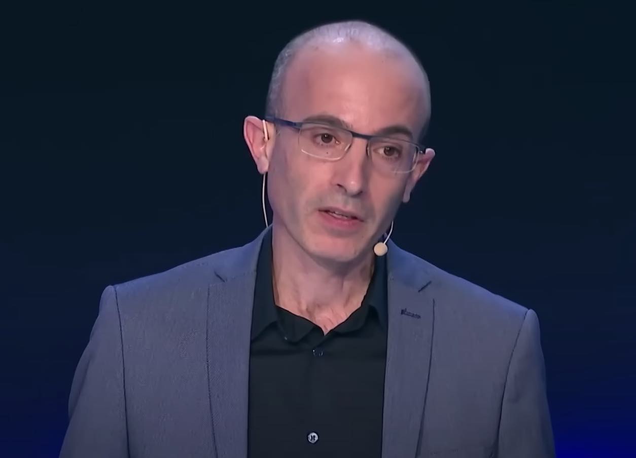 AI Yuval Noah Harari: Regulating in the Era of Language Mastery
